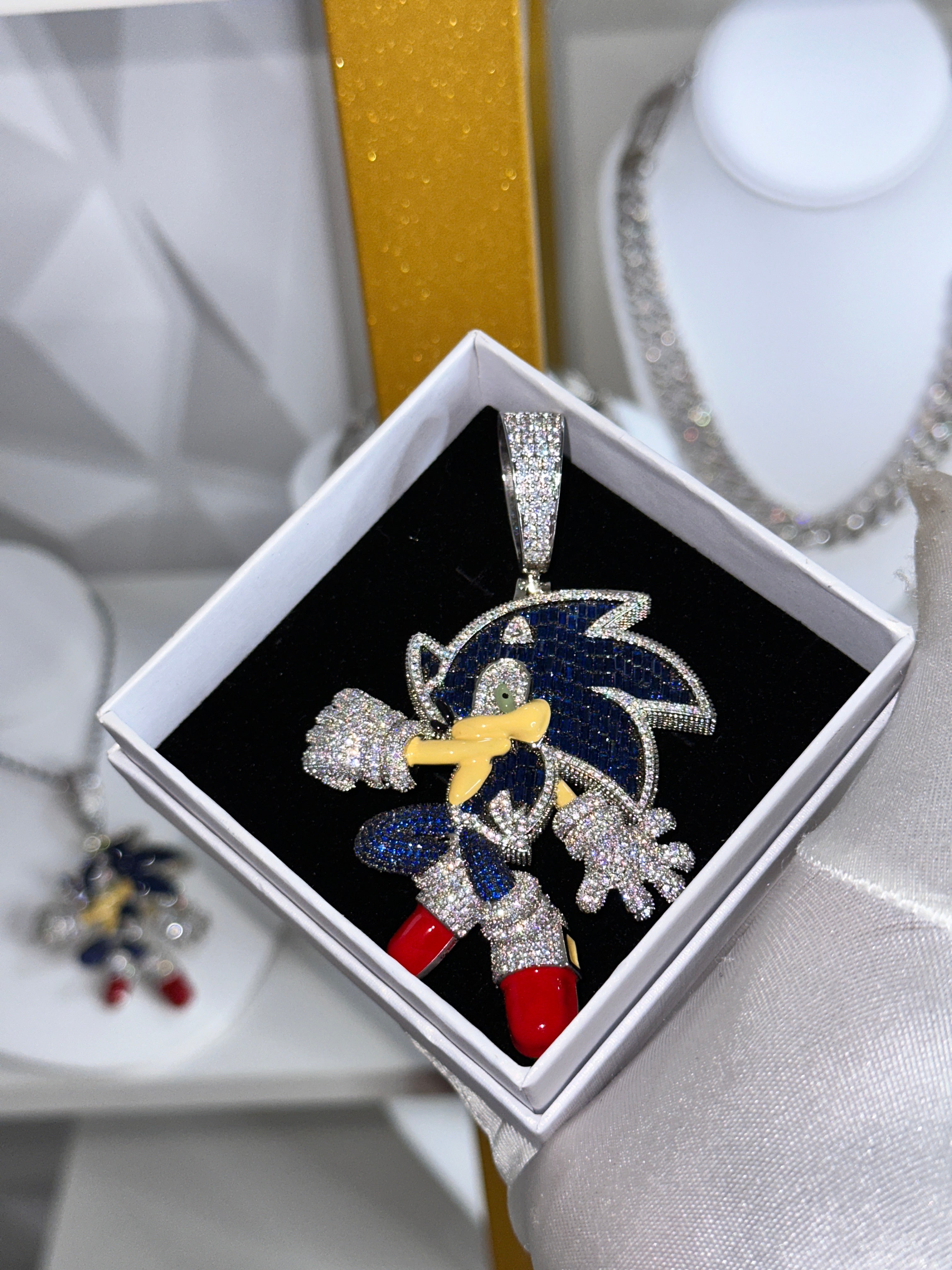 Icy Sonic Pendant – Jazzie Jewelry Co
